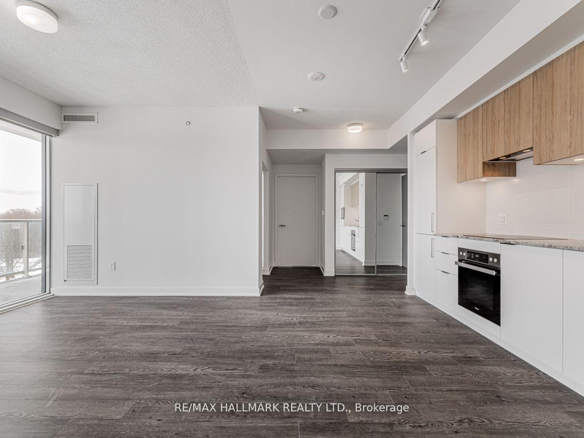 427 - 20 O'neill Road, Toronto, ON M3C 0R2