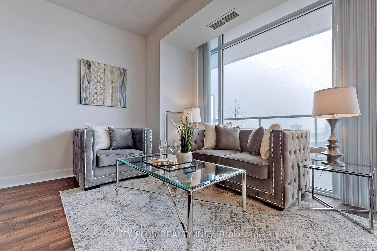 427 - 90 Stadium Road, Toronto, ON M5V 3W5