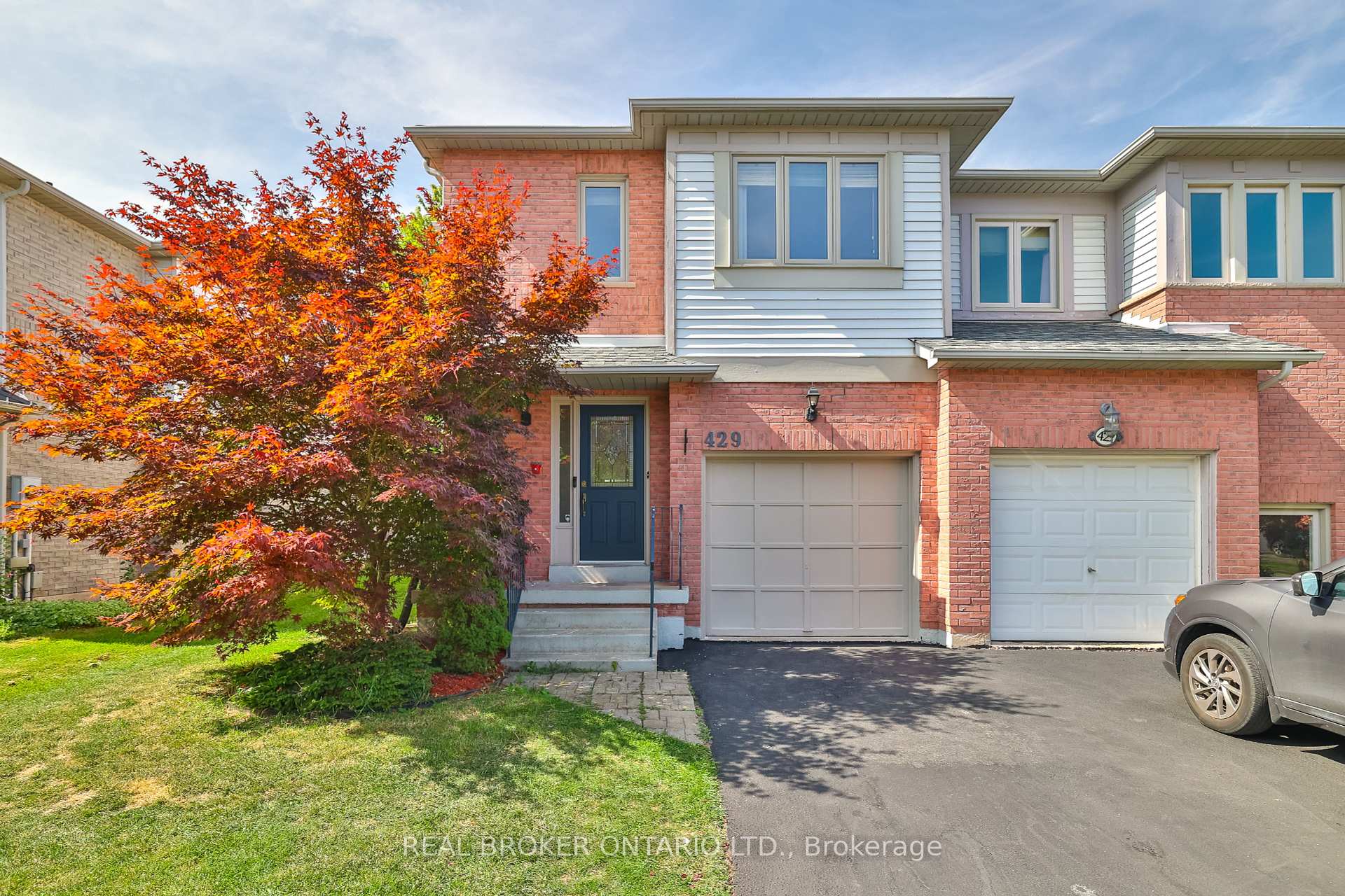 429 Levanna Lane, Oakville, ON L6H 6B9