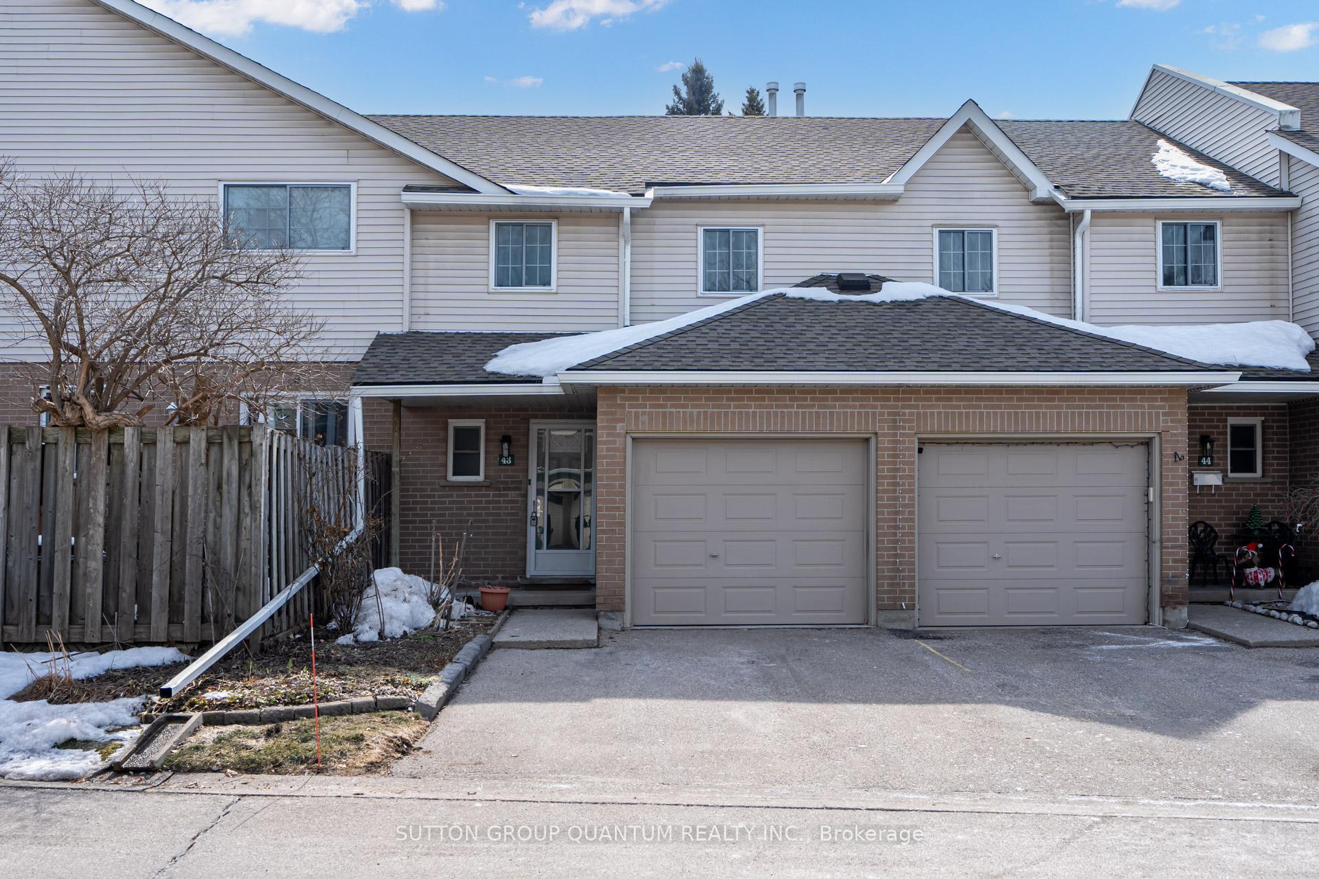43 - 10 Holborn Court, Kitchener, ON N2A 3Y9