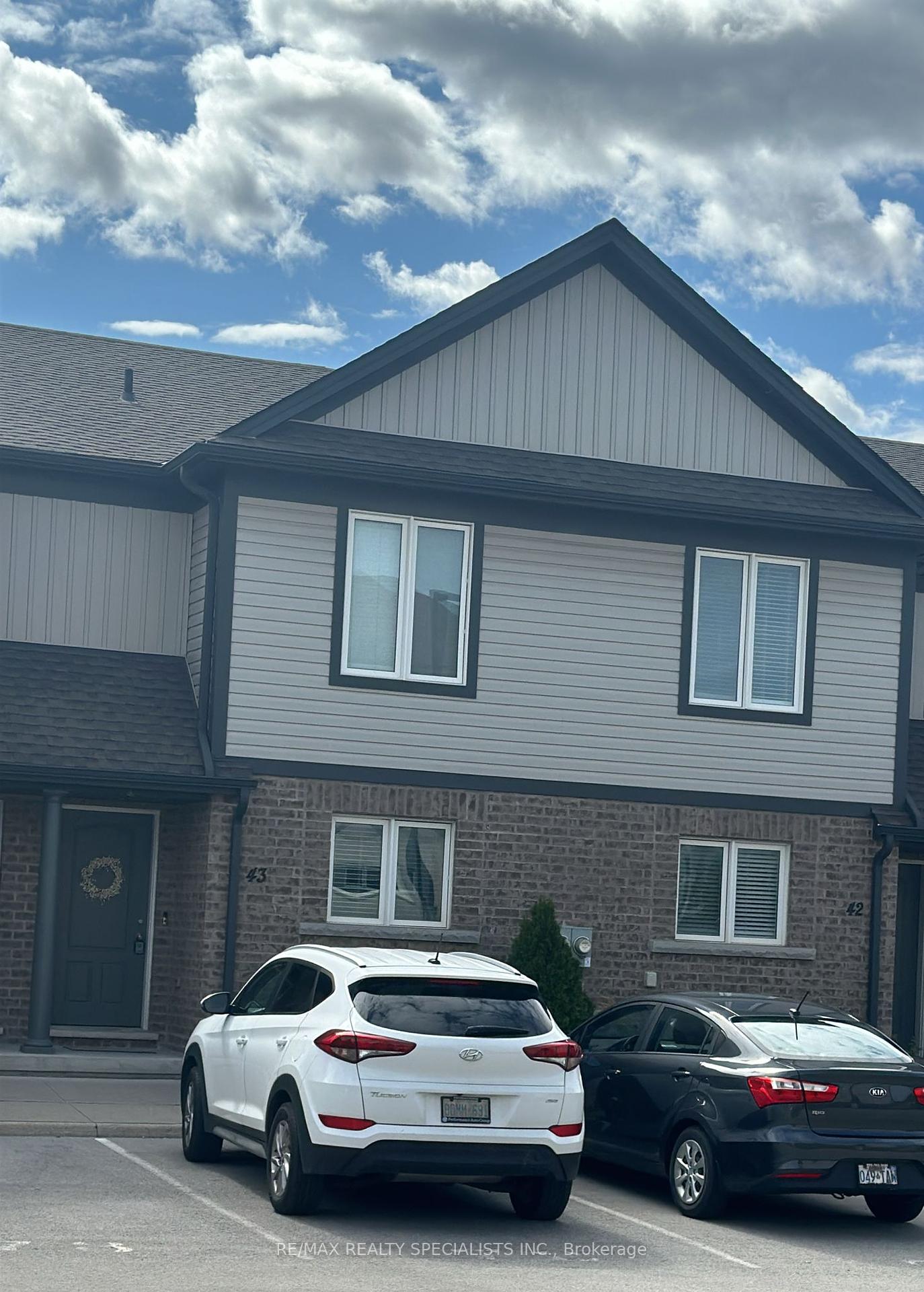 43 - 7768 ASCOT Circle, Niagara Falls, ON L2H 3P9