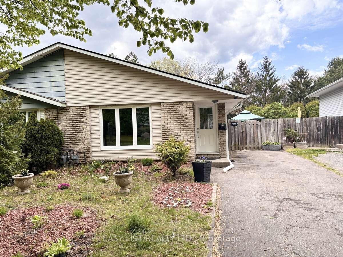 43 Elma Street, St. Catharines, ON L2N 6Z2