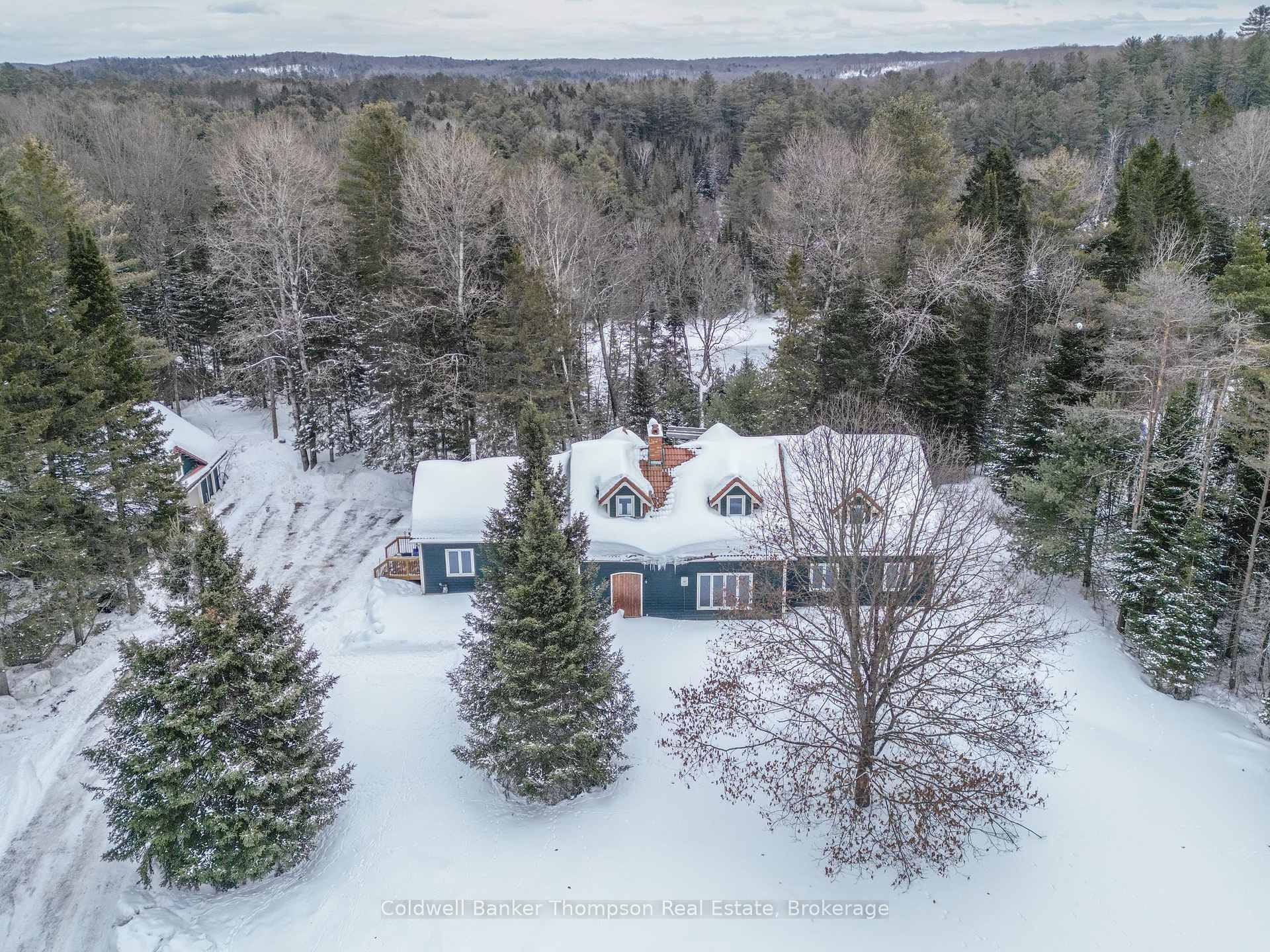 43 Hiawatha Drive, Huntsville, ON P0B 1L0