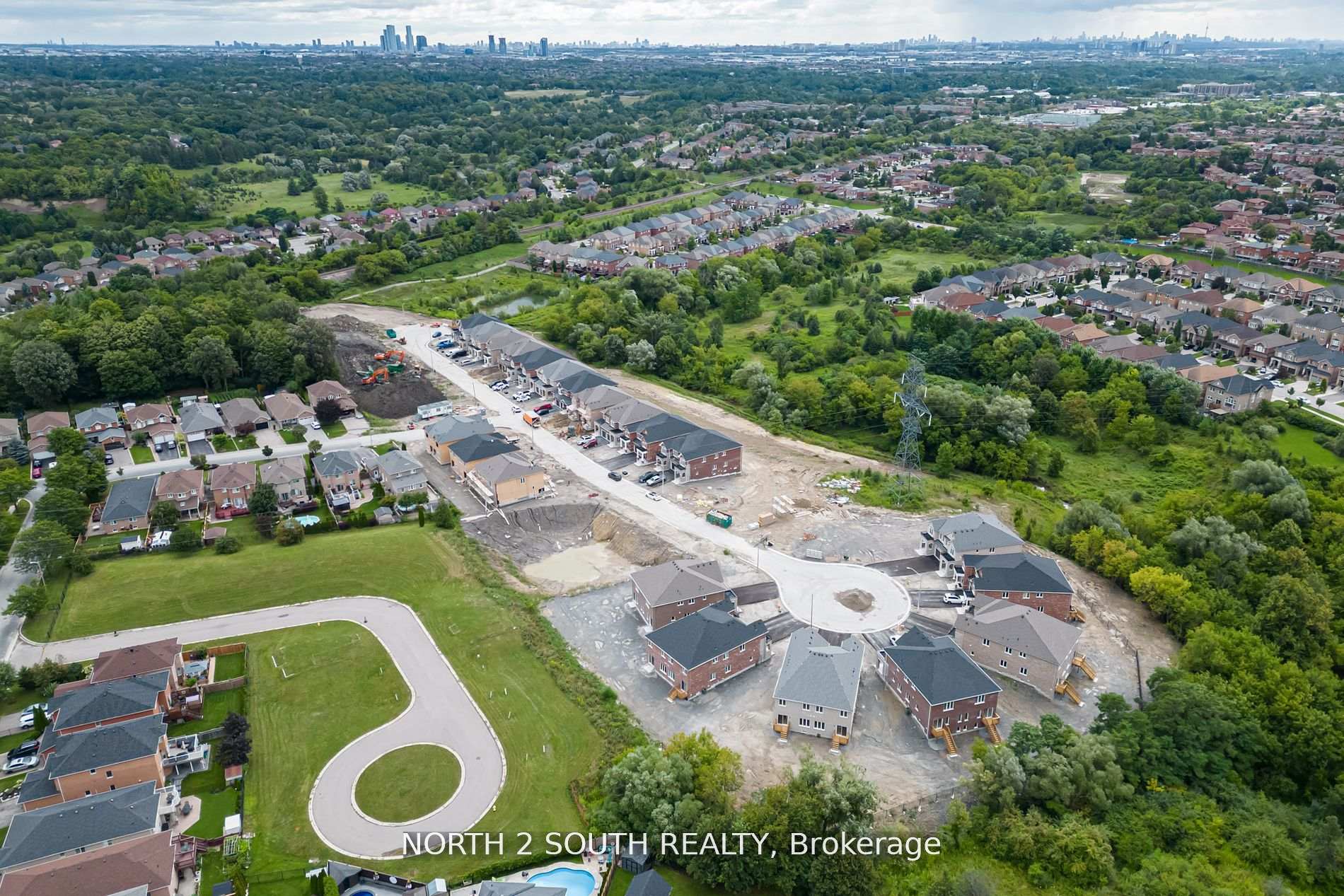 43 VIRRO Court, Vaughan, ON L4H 5G5