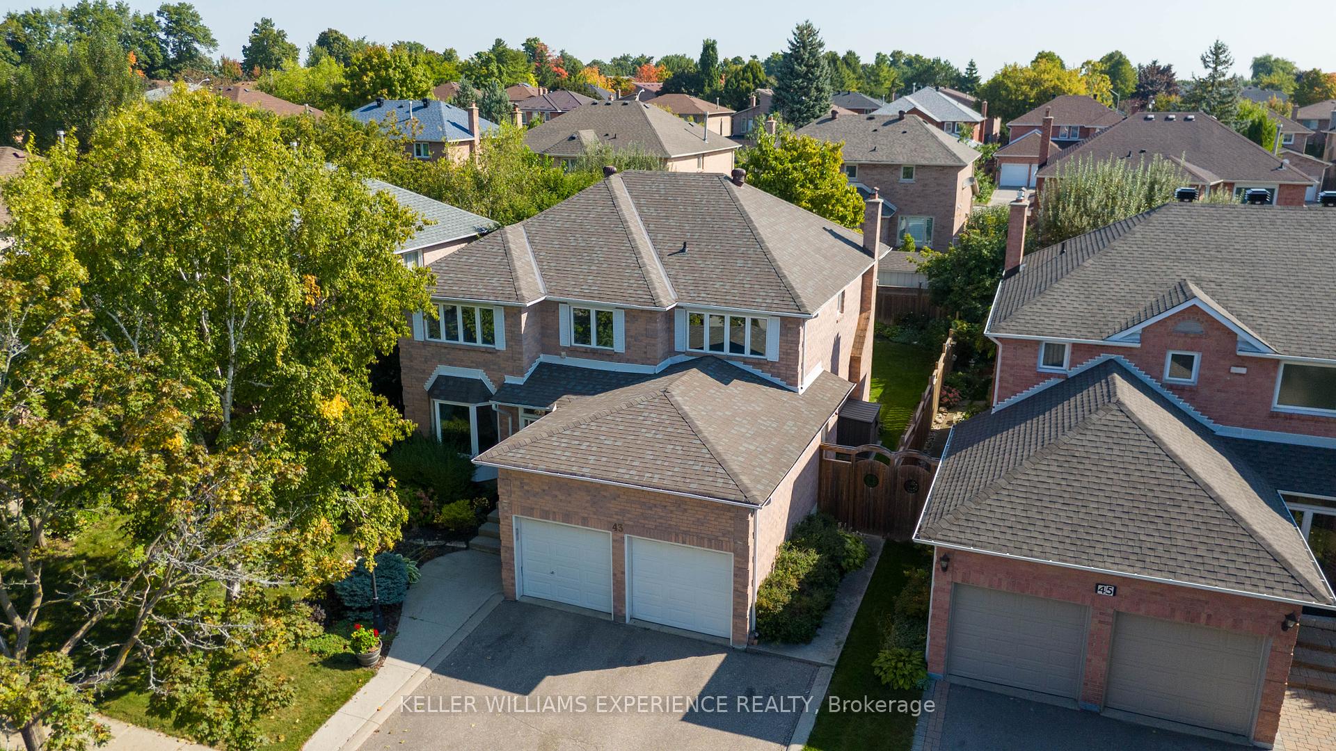 43 Waterhouse Way, Richmond Hill, ON L4C 9H5
