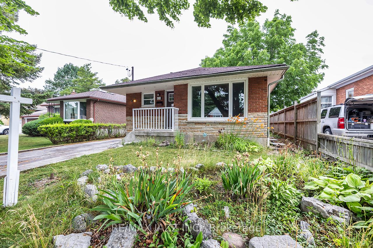430 Ridgeway Avenue, Oshawa, ON L1J 2V7