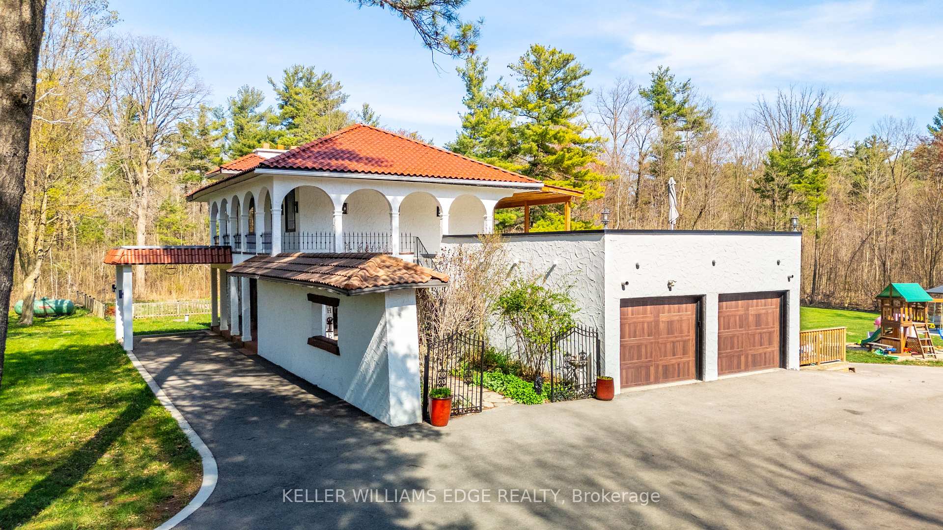 4316 Derry Road, Burlington, ON L7M 0R5