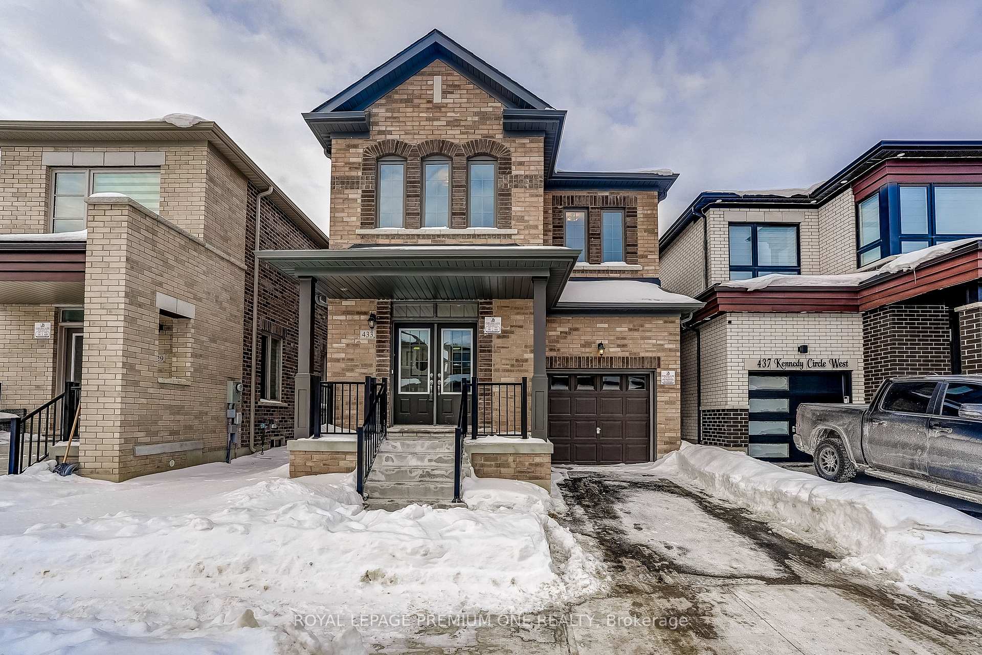 433 Kennedy Circle, Milton, ON L9T 7E7