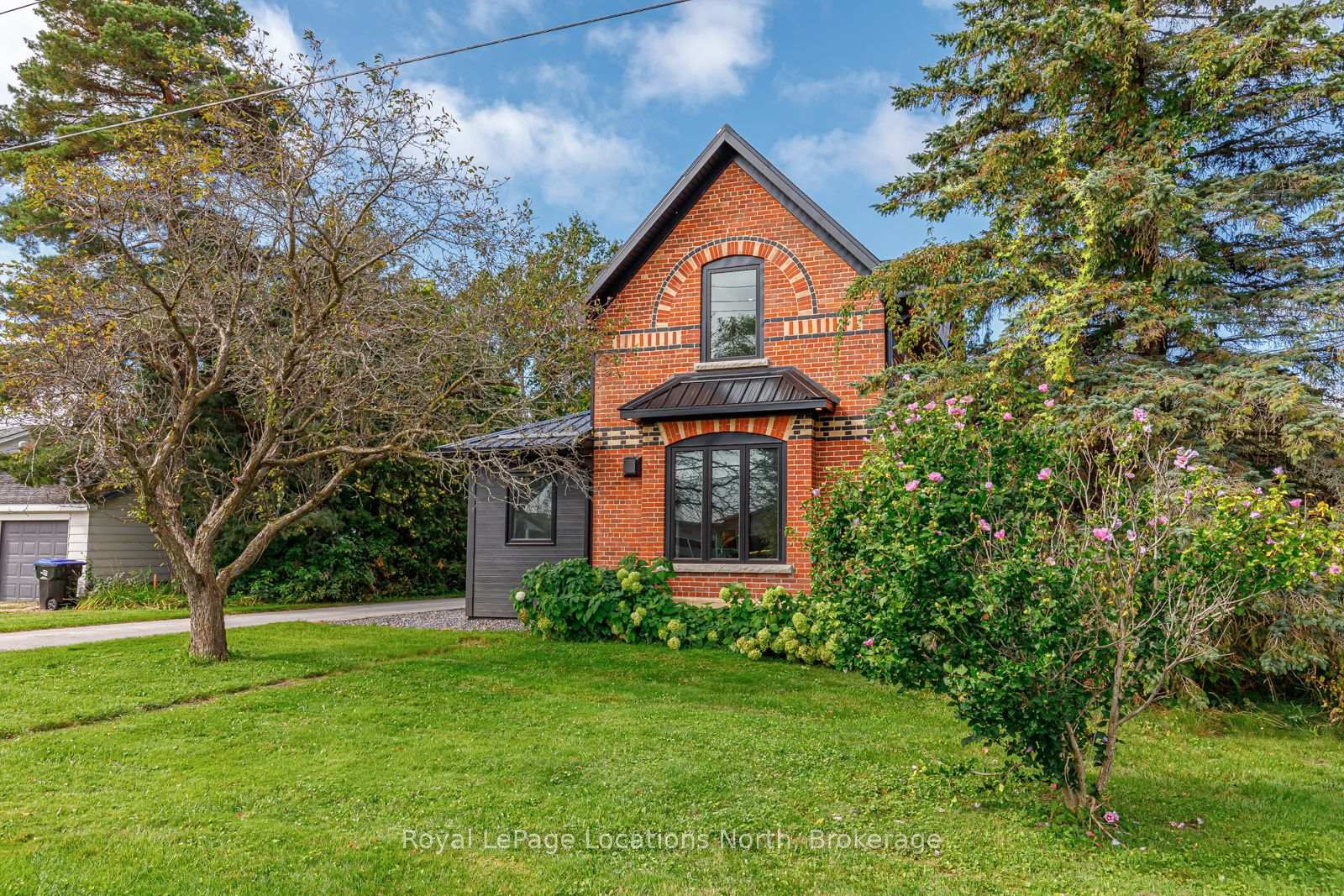 4378 County 124 Road, Clearview, ON L9Y 3Z1