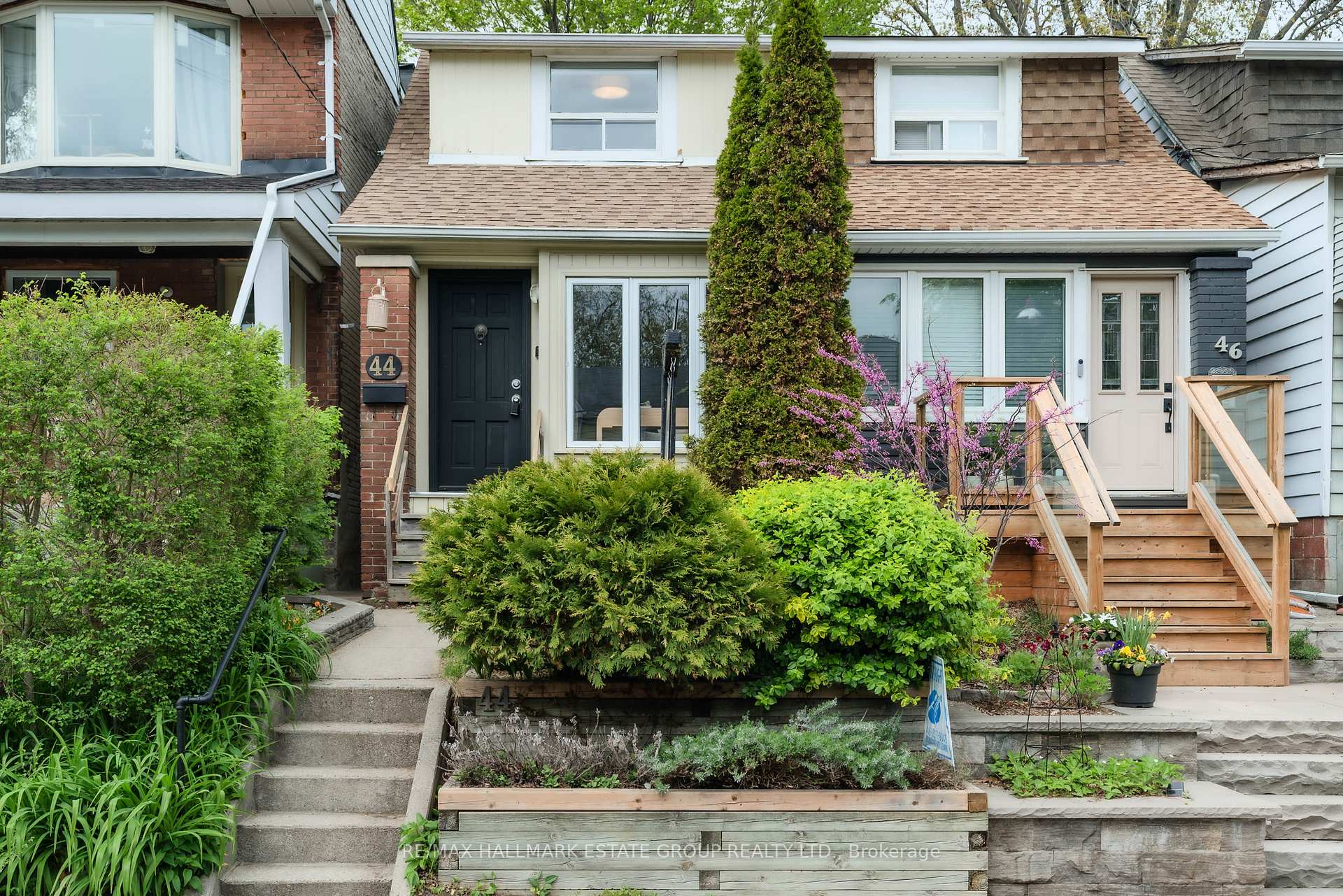 44 Burgess Avenue, Toronto, ON M4E 1W7