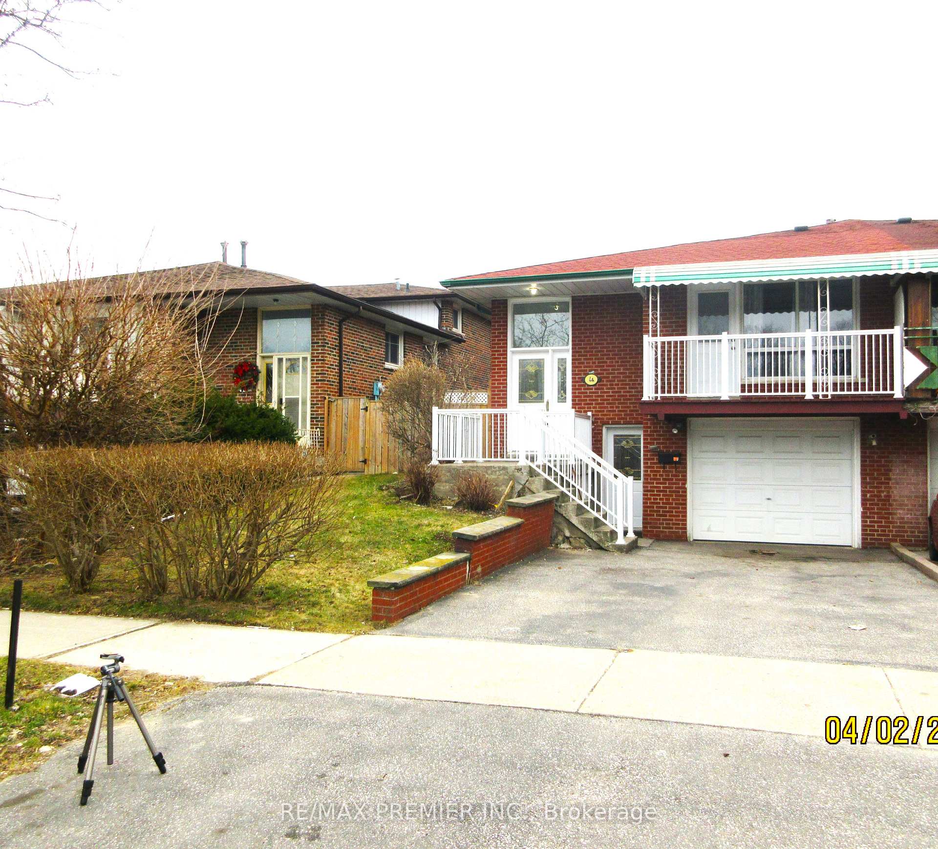 44 Futura Drive, Toronto, ON M3N 2L6