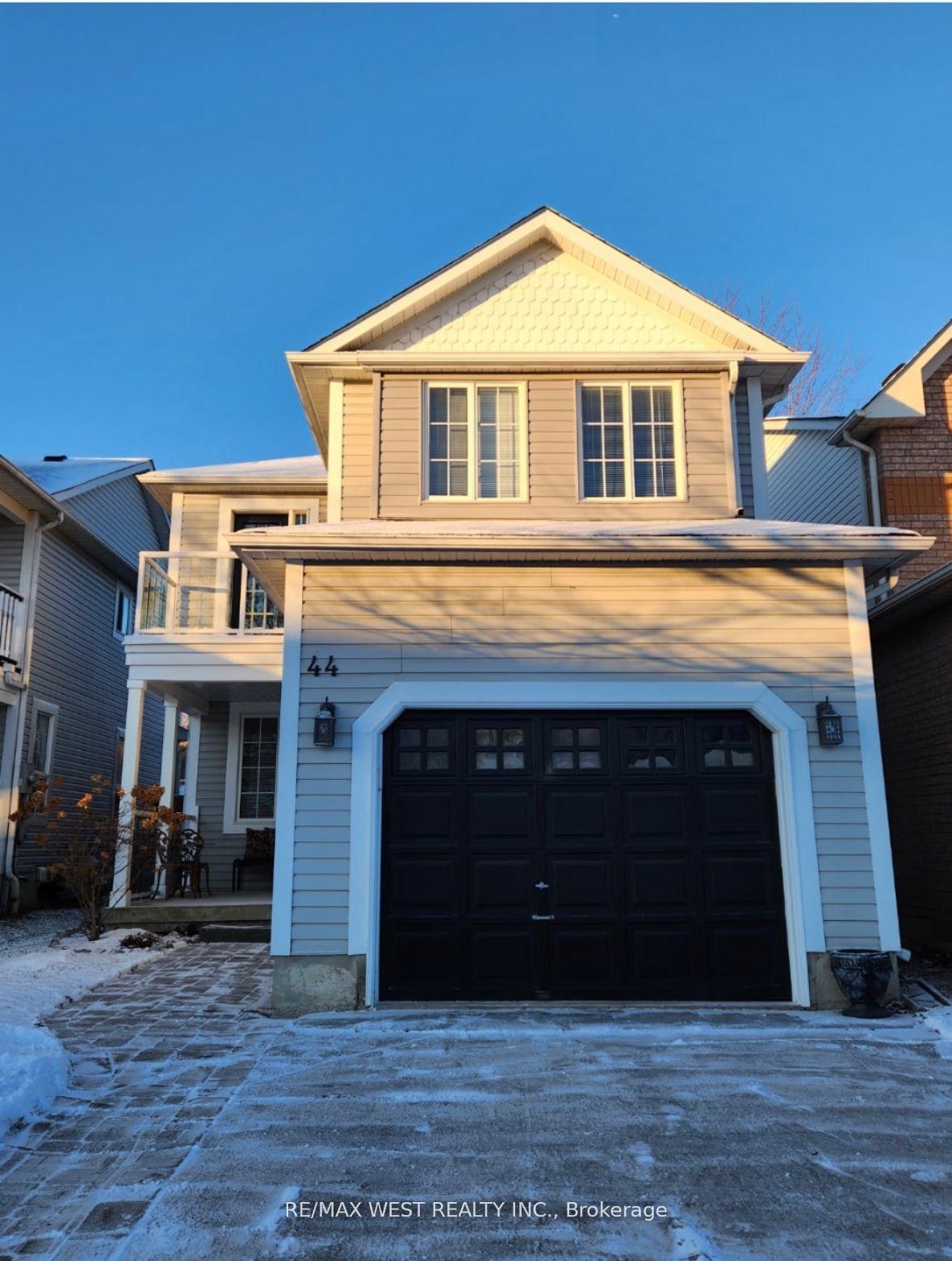 44 Gunning Crescent, New Tecumseth, ON L0G 1W0