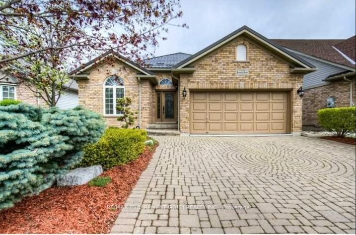 44 MCNICHOL Drive, Cambridge, ON N1P 1C9