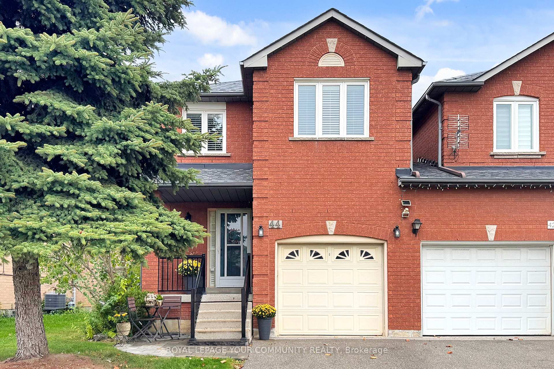 44 Tumbleweed Court, Vaughan, ON L4L 8Y6
