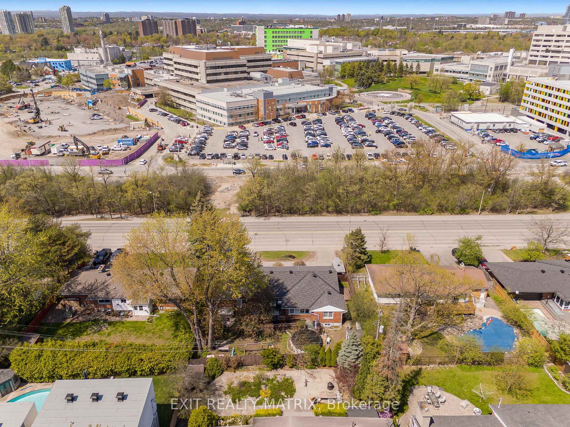 440 Smyth Road, Alta Vista and Area, ON K1H 5A4