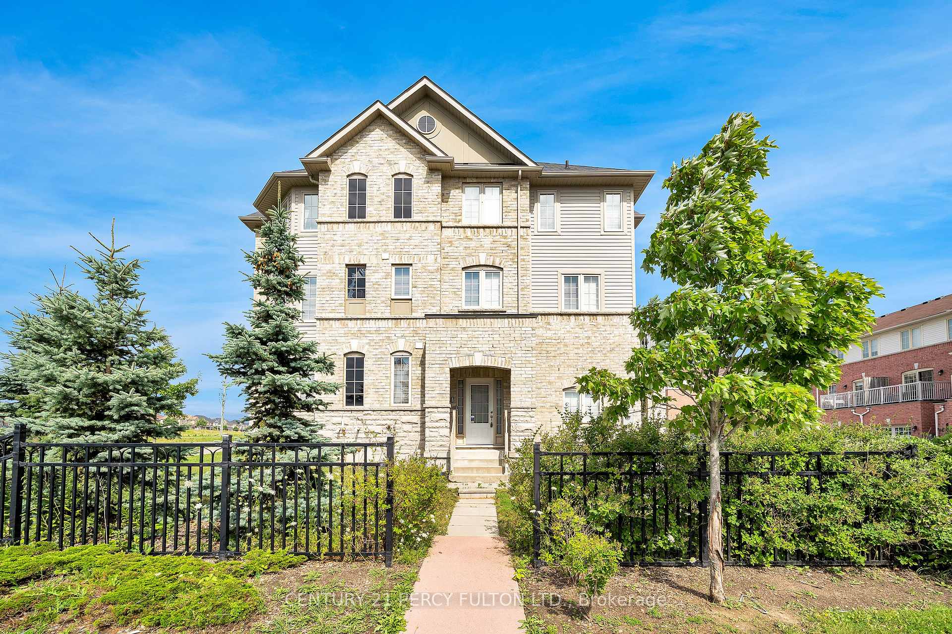 441 Rossland Road E, Ajax, ON L1Z 0K8