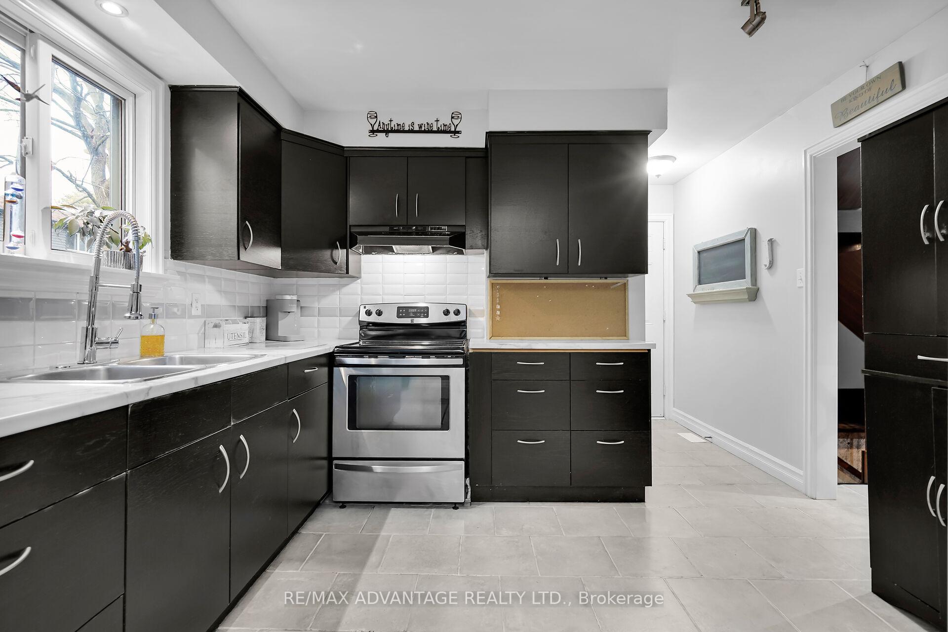 443 Sandringham Crescent, London South, ON N6C 5B3