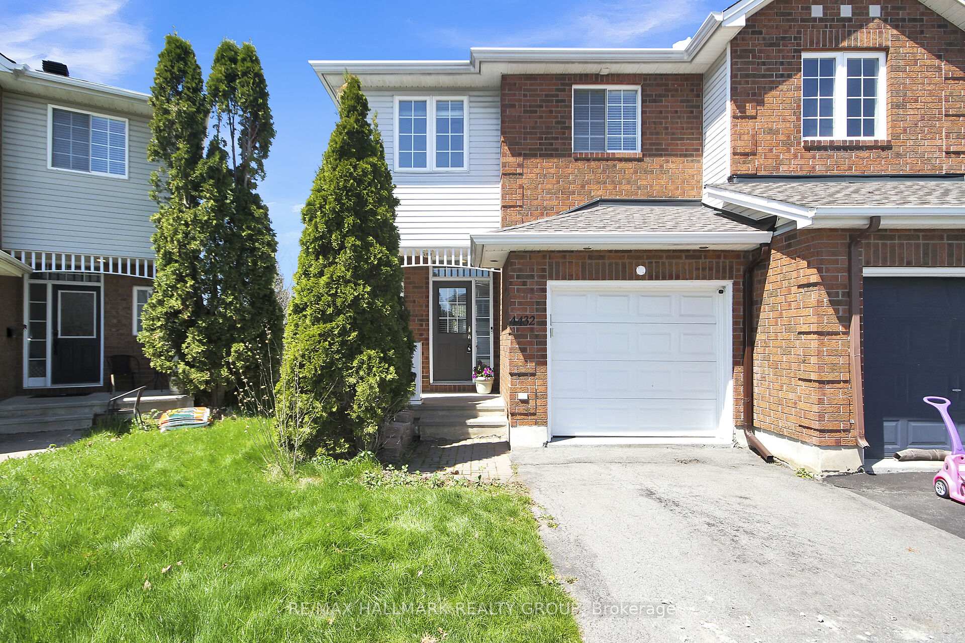 4432 Wildmint Square, Blossom Park - Airport and Area, ON K1V 1N7