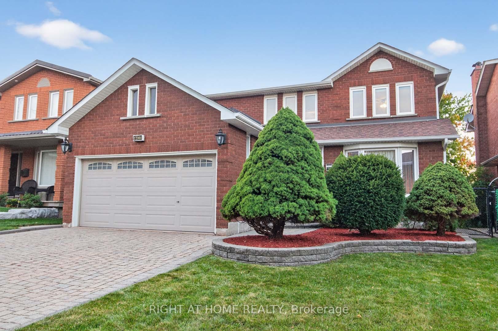 4433 Sedgefield Road, Mississauga, ON L5M 3B6