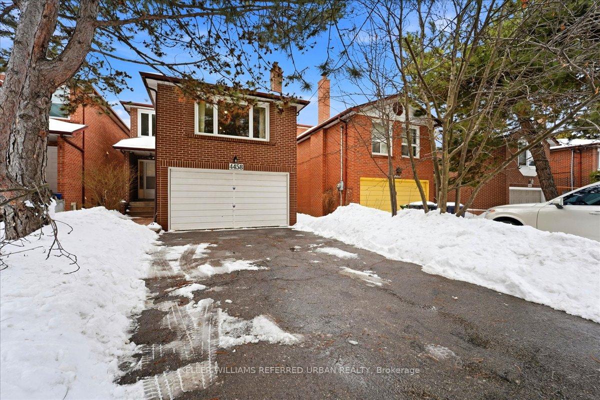 4458 Bathurst Street, Toronto, ON M3H 3S2