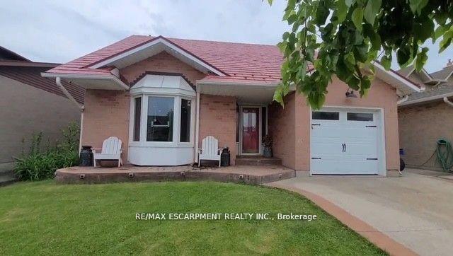 448 ACADIA Drive, Hamilton, ON L8W 3A4