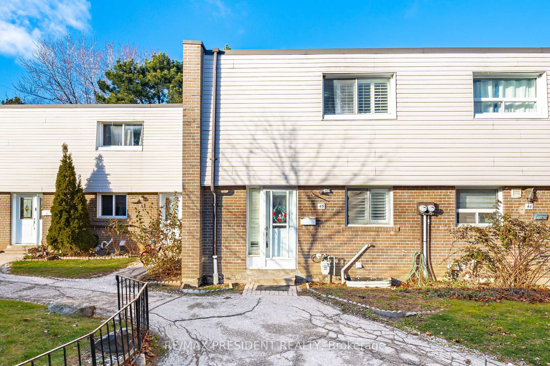 45 - 431 Silverstone Drive, Toronto, ON M9V 3K7