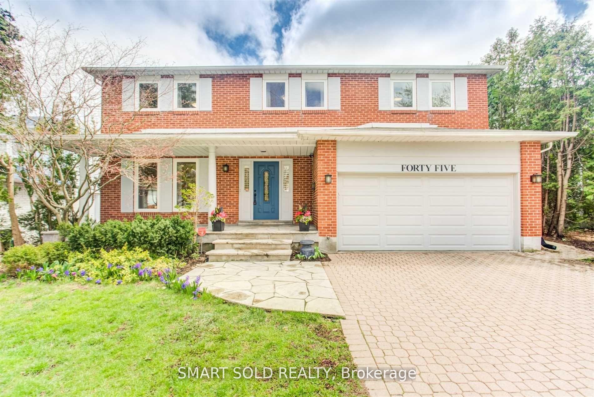 45 Abbeywood Trail, Toronto, ON M3B 3B4