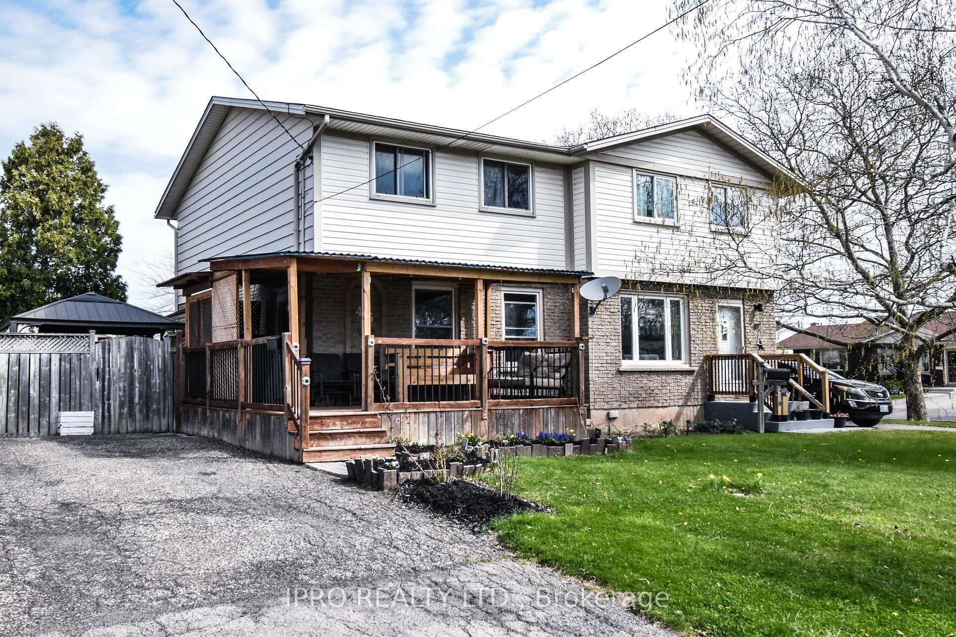 45 Brackencrest Road, St. Catharines, ON L2P 3K7