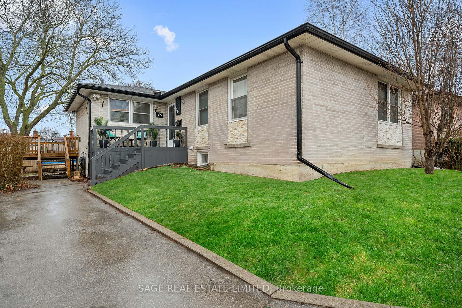 45 Dashwood Crescent, Toronto, ON M9V 2N9