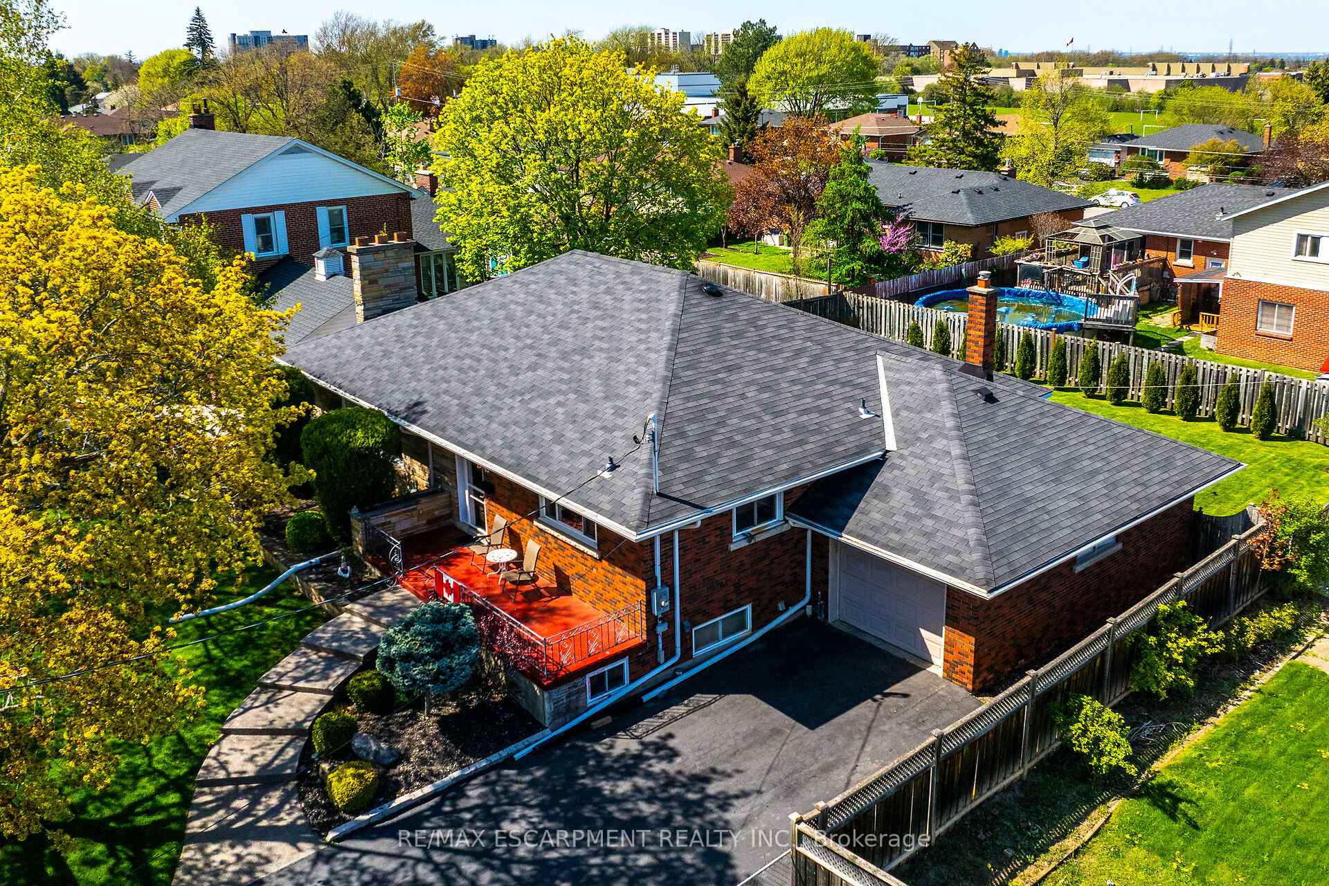 45 James Avenue, Hamilton, ON L8G 3K5