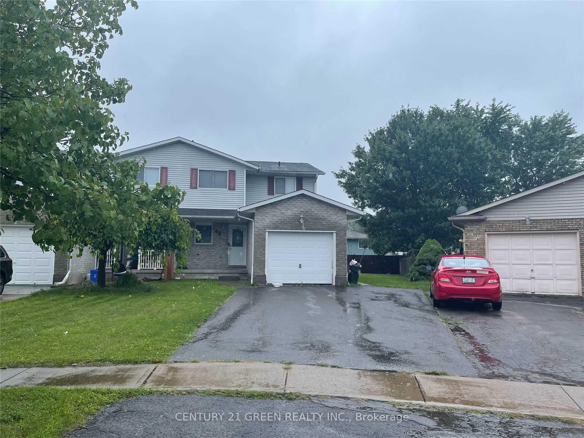 45 Poplar Crescent, Welland, ON L3C 6W2