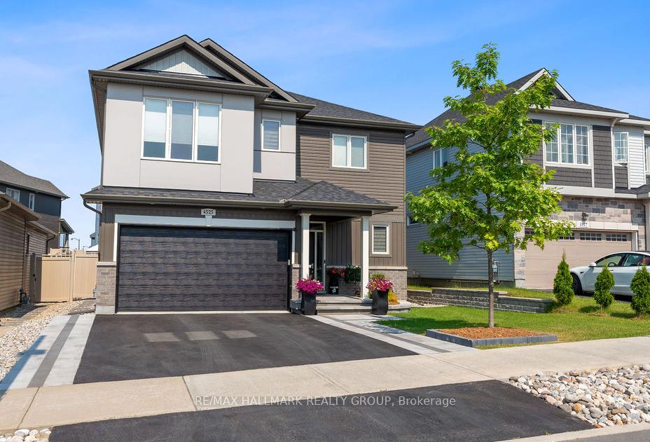 4525 Kelly Farm Drive, Blossom Park - Airport and Area, ON K1X 0E7