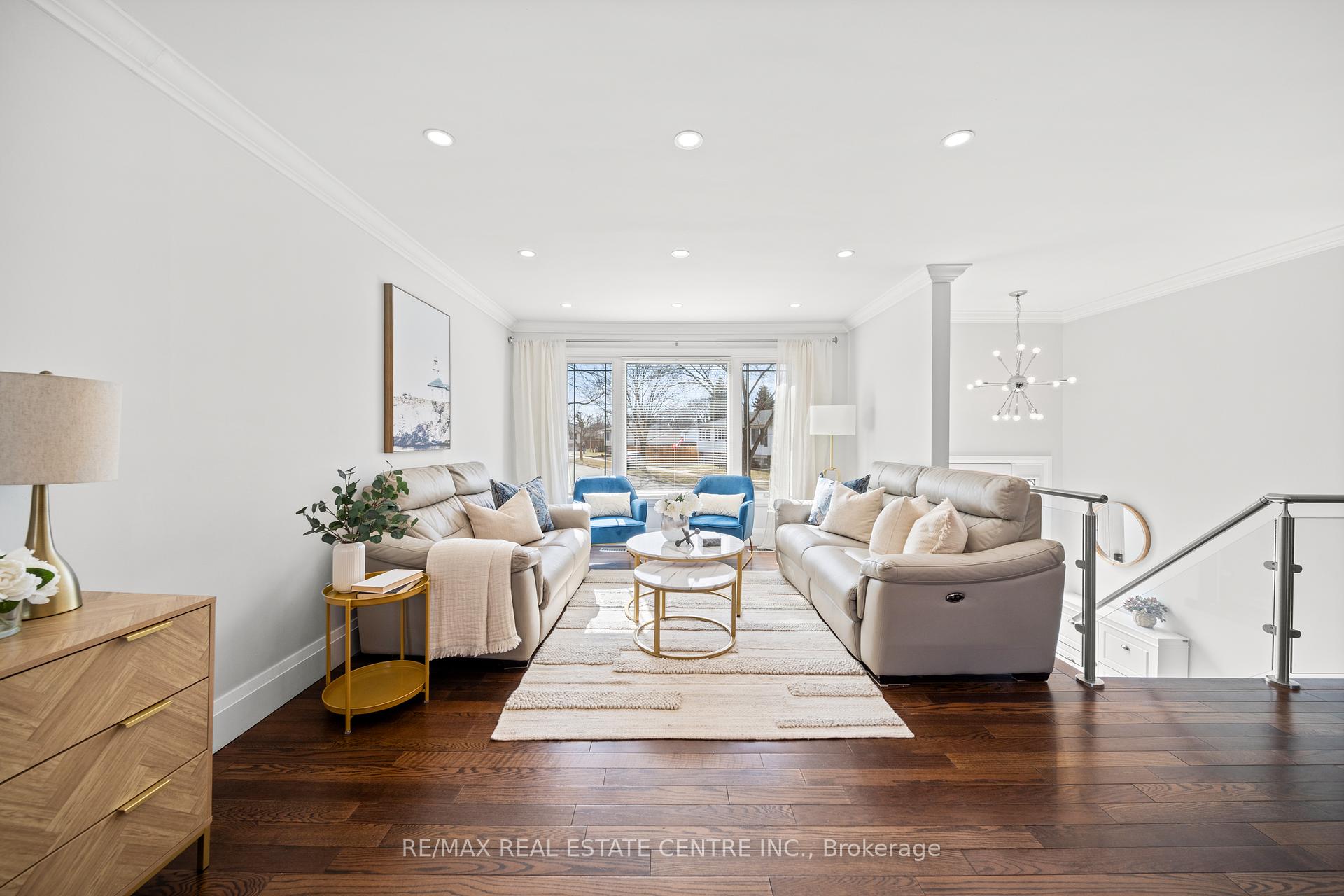 454 Sparling Crescent, Burlington, ON L7L 5J4