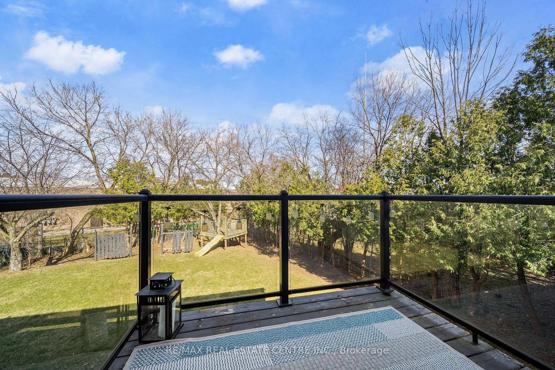 454 Sparling Crescent, Burlington, ON L7L 5J4