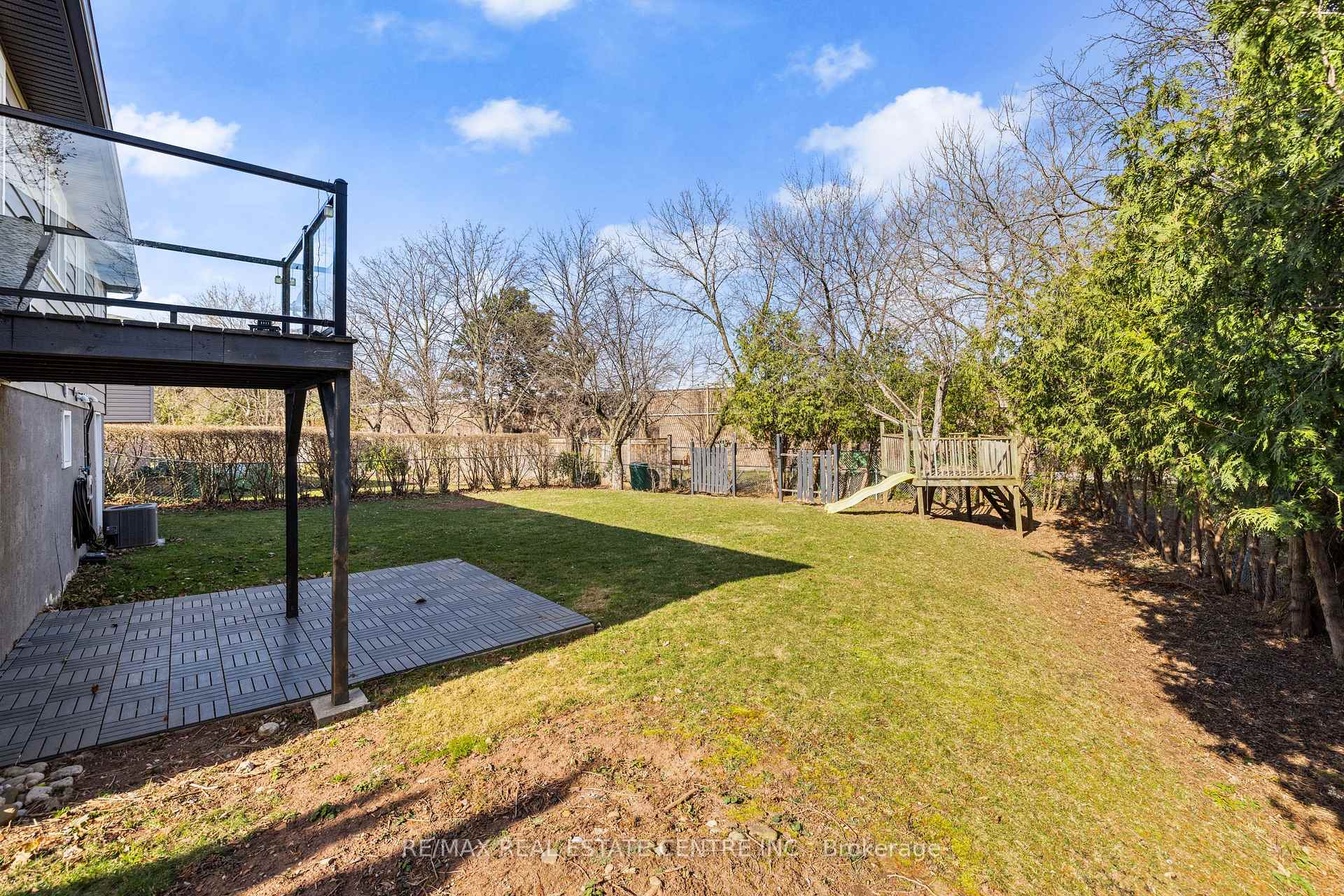 454 Sparling Crescent, Burlington, ON L7L 5J4