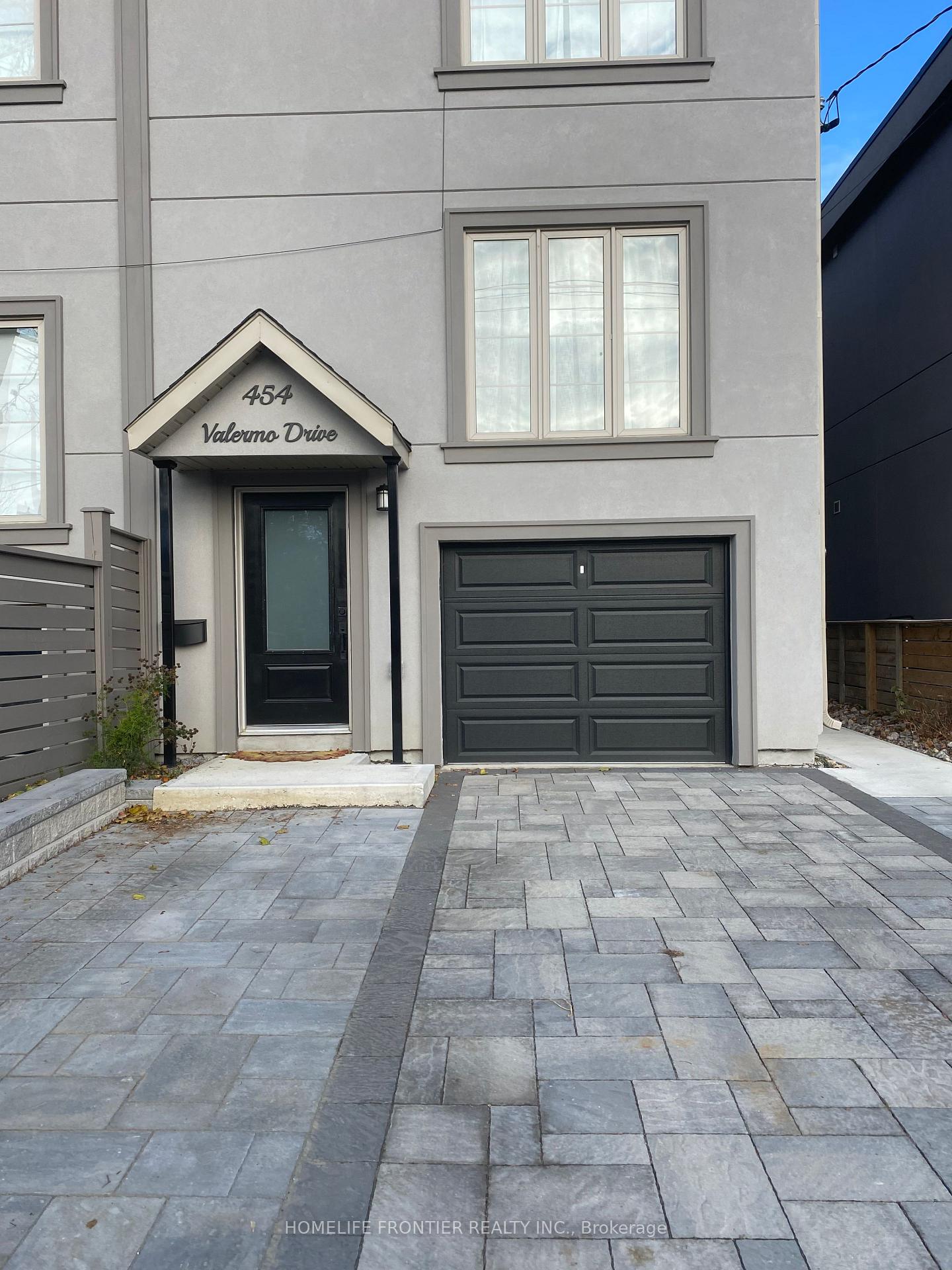 454 Valermo Drive, Toronto, ON M8W 2M4