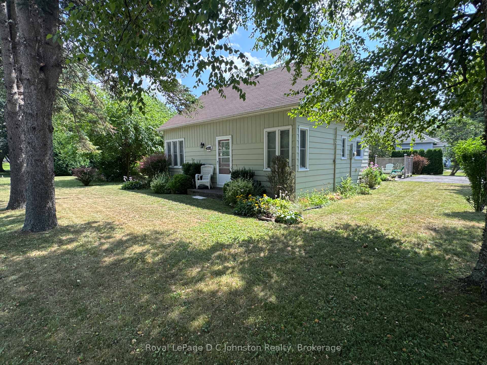 455 Alice Street, Saugeen Shores, ON N0H 2L0