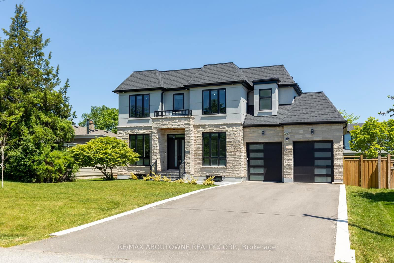 455 Samford Place, Oakville, ON L6L 4E7