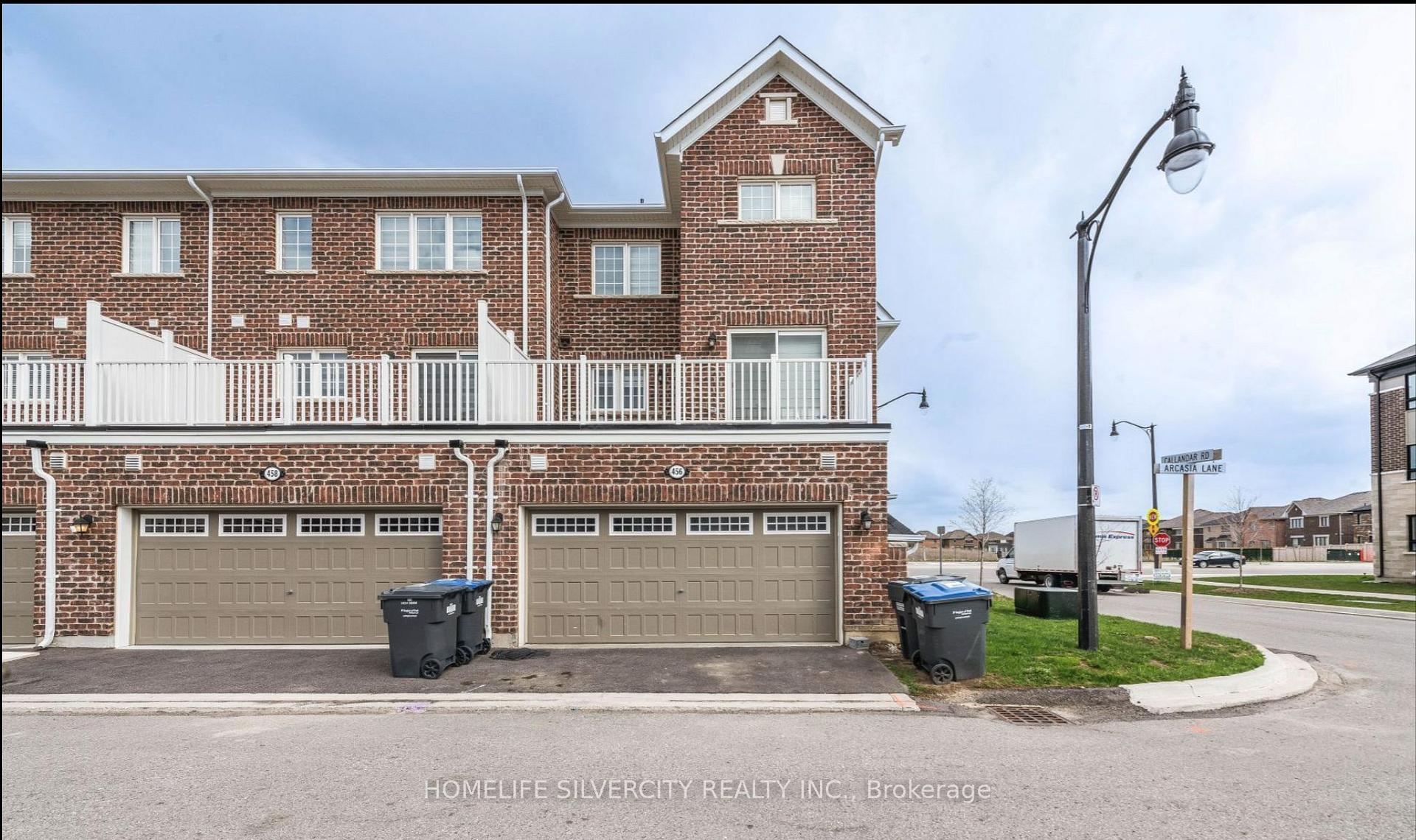 456 Remembrance Drive, Brampton, ON L7A 5E1