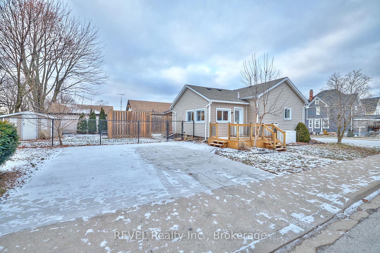 4576 Morrison Street, Niagara Falls, ON L2E 2B7