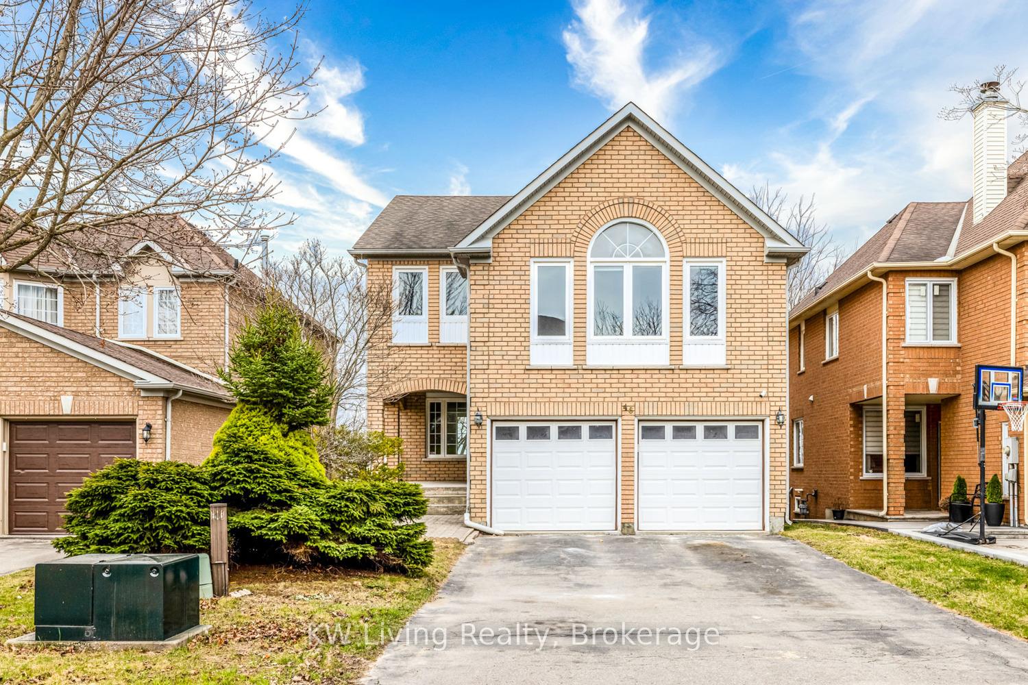 46 Foxtail Ridge, Newmarket, ON L3X 1Z6