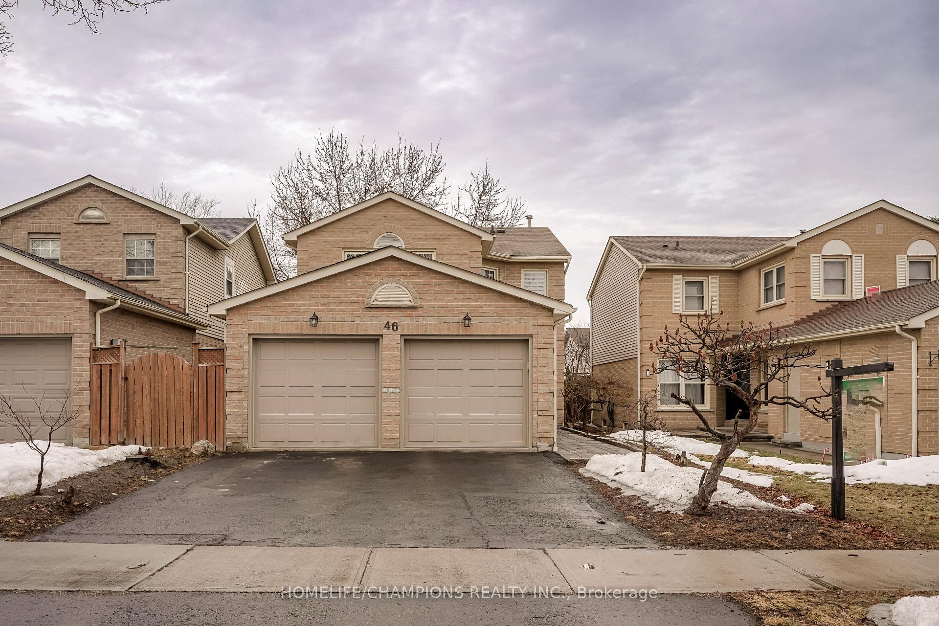 46 Hemingford Place, Whitby, ON L1R 1E7