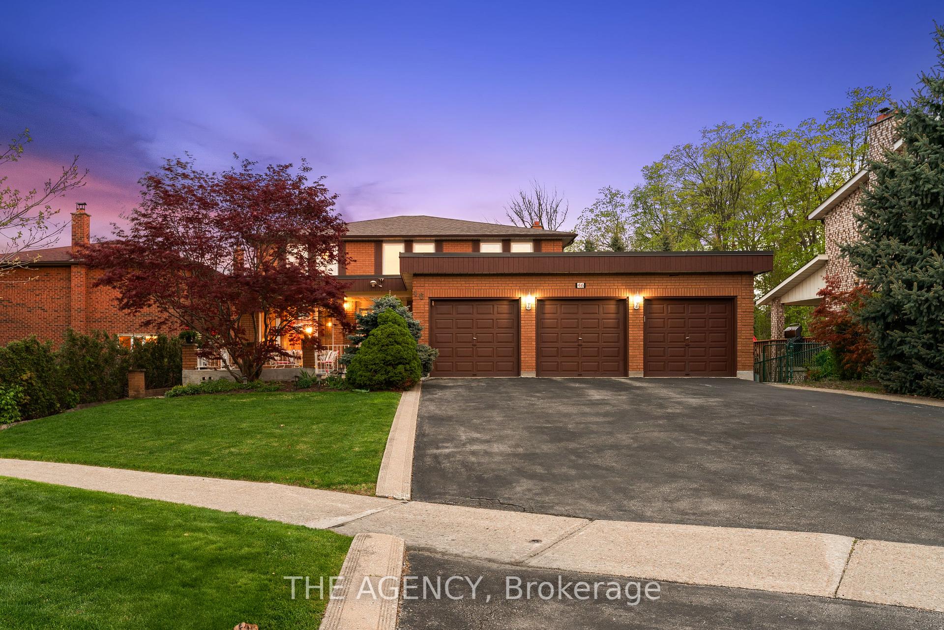 46 Jeanne Drive, Vaughan, ON L4L 1X7