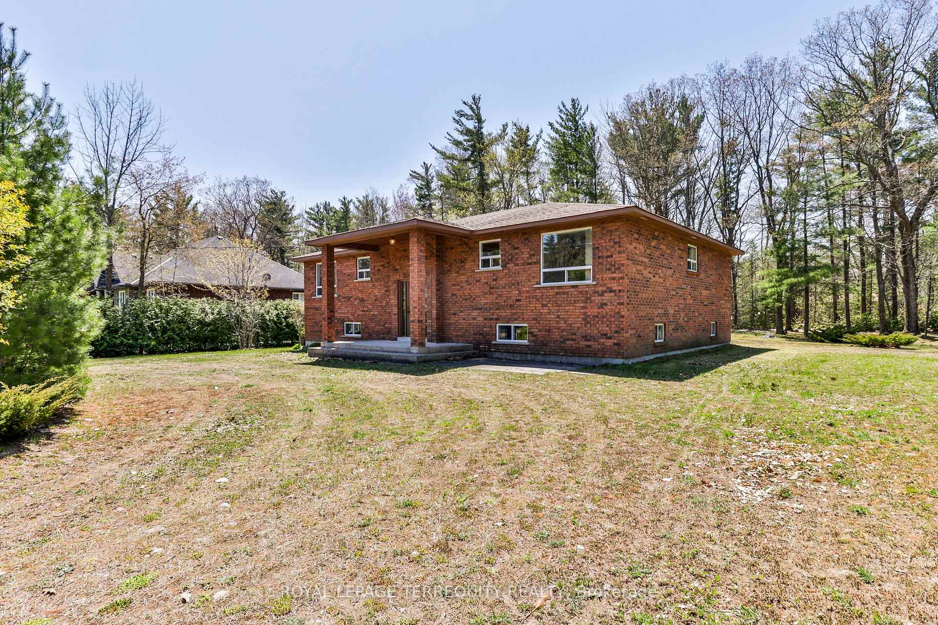 Tiny Real Estate MLS® Listings & Houses For Sale