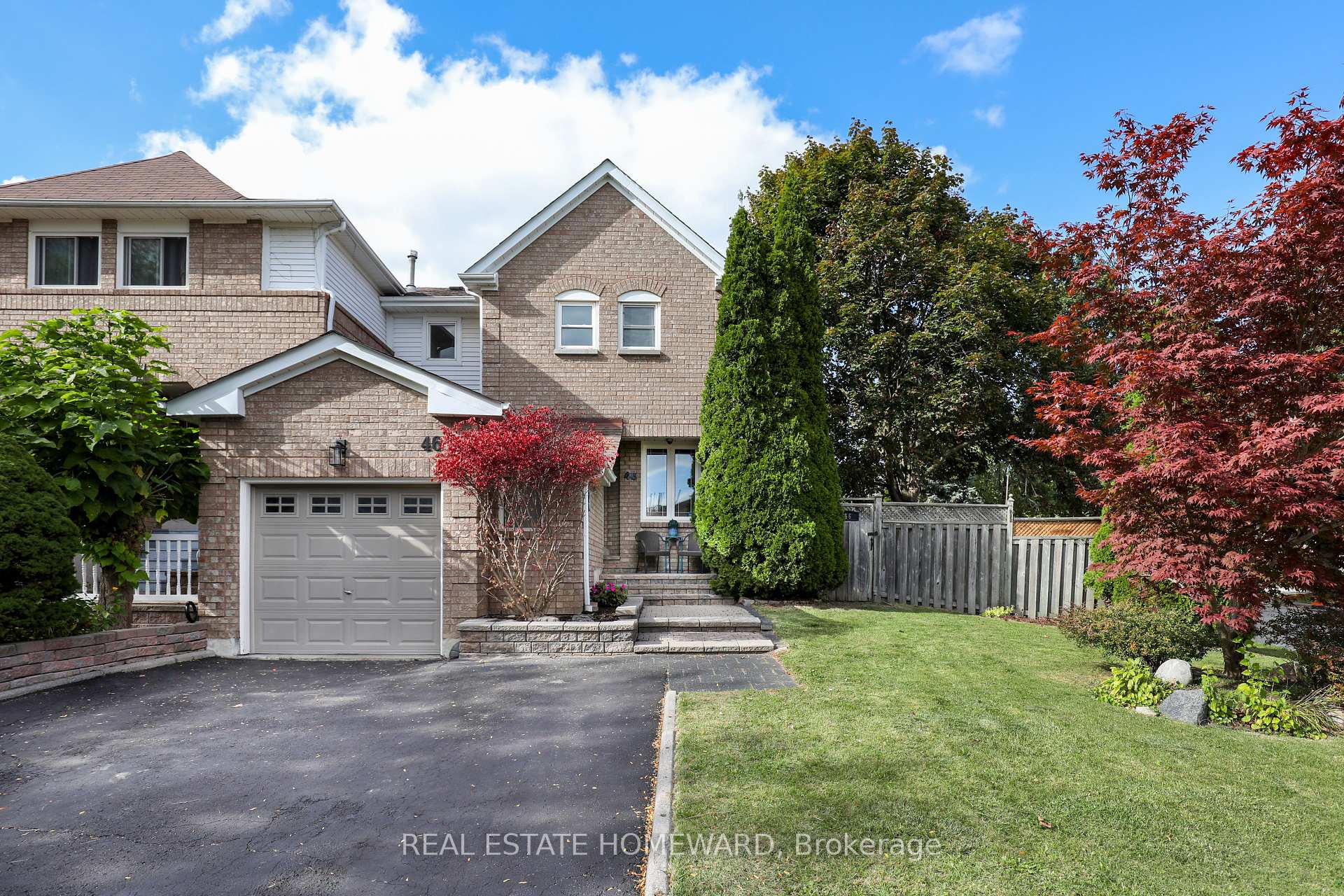 46 Woodward Drive, Whitby, ON L1N 8X4