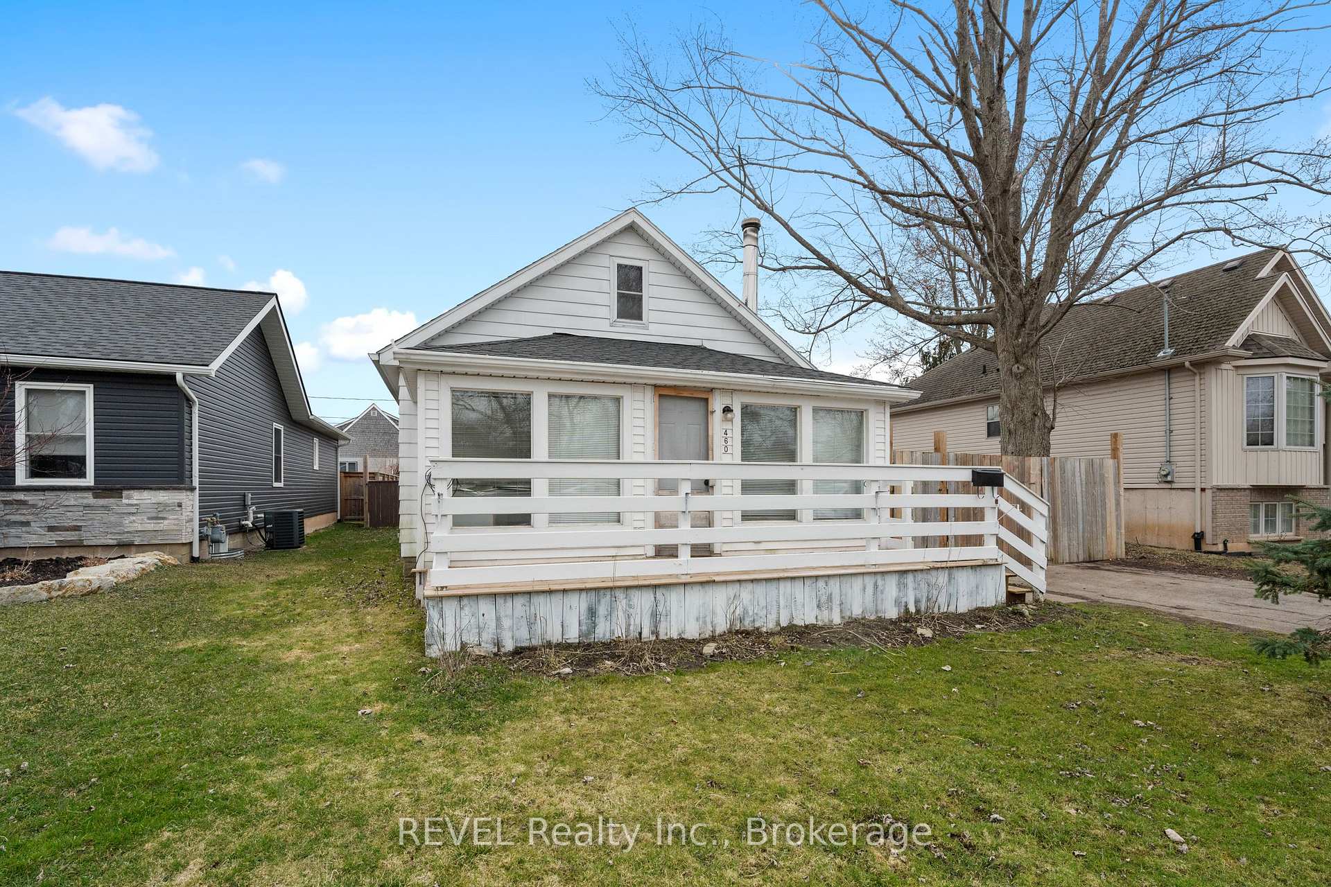 460 Daytona Drive, Fort Erie, ON L2A 4Y9