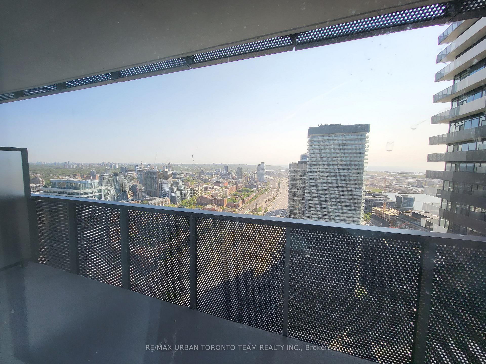 4607 - 55 Cooper Street, Toronto, ON M5E 0G1
