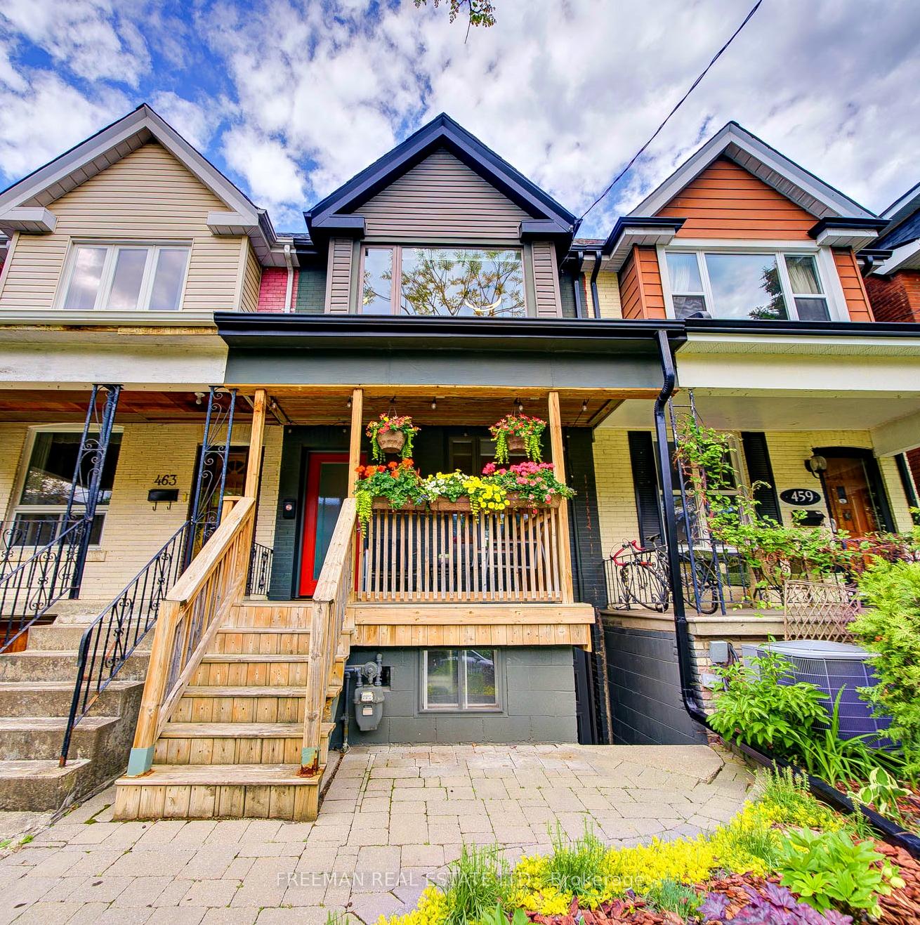 461 Grace Street, Toronto, ON M6G 3A8