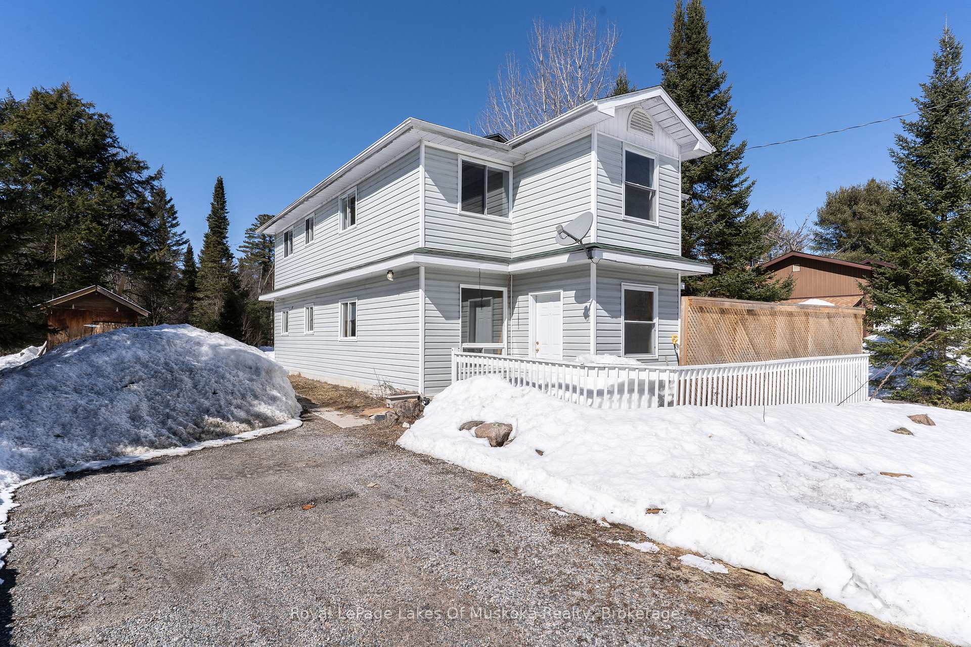 462 Highway 141 Highway, Huntsville, ON P0B 1M0