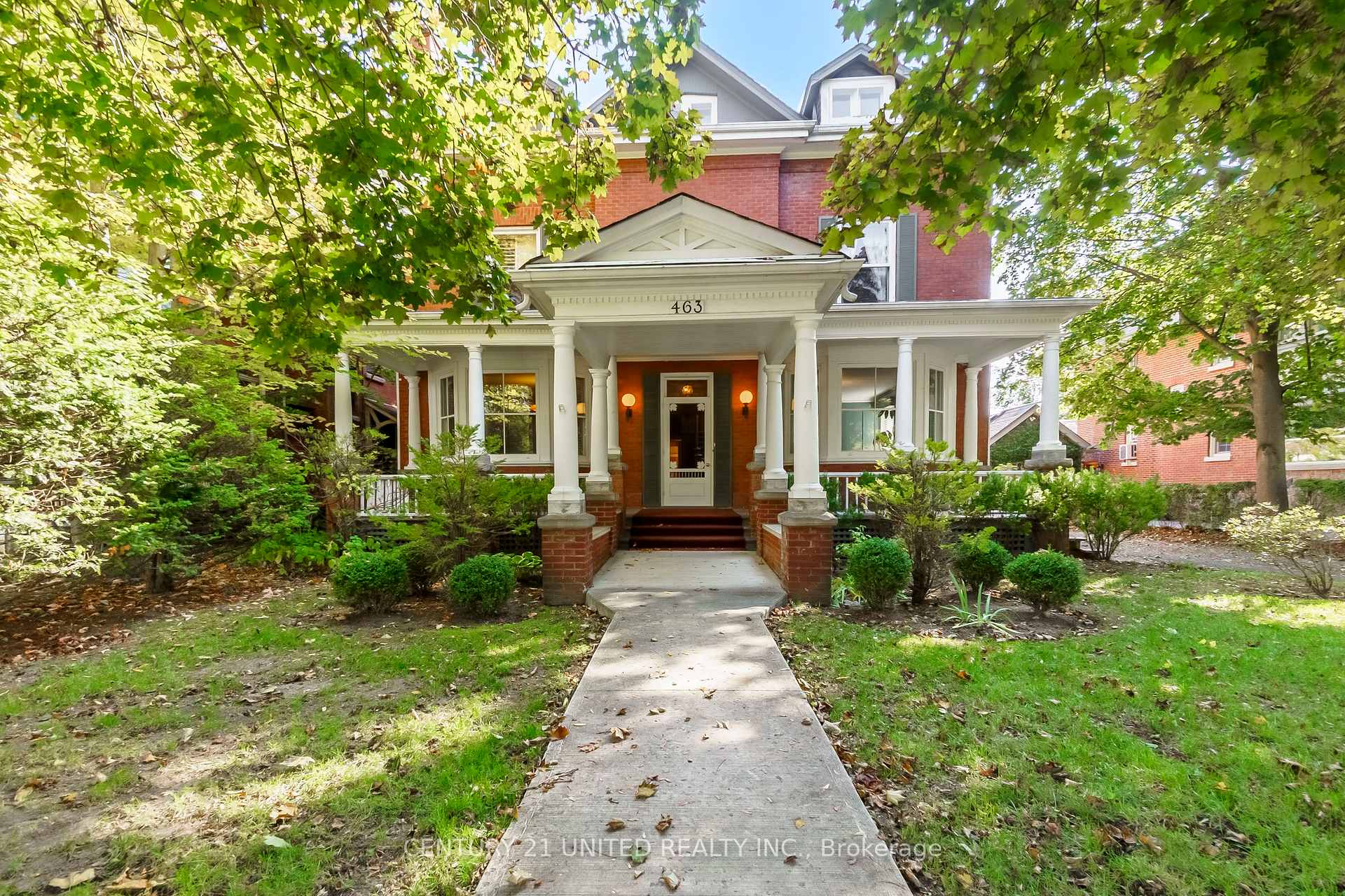 463 Hunter Street W, Peterborough, ON K9H 2M7